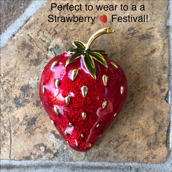 Vintage | Jewelry | Vintage Strawberry Brooch Pin | Poshmark